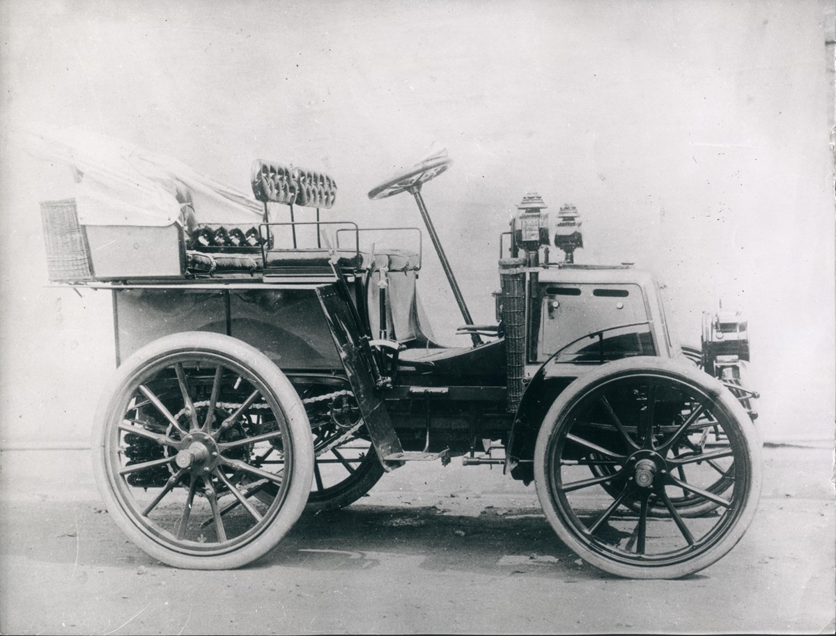 The 1898 Panhard Levassor: Oldest surviving factory racing car in the ...