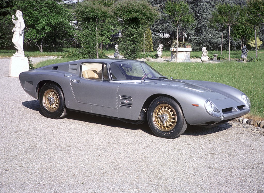 Iso Rivolta : from household appliances to cars | Classic Car Passion