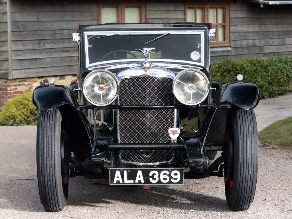 Alvis: from luxury cars to military equipment | Classic Car Passion