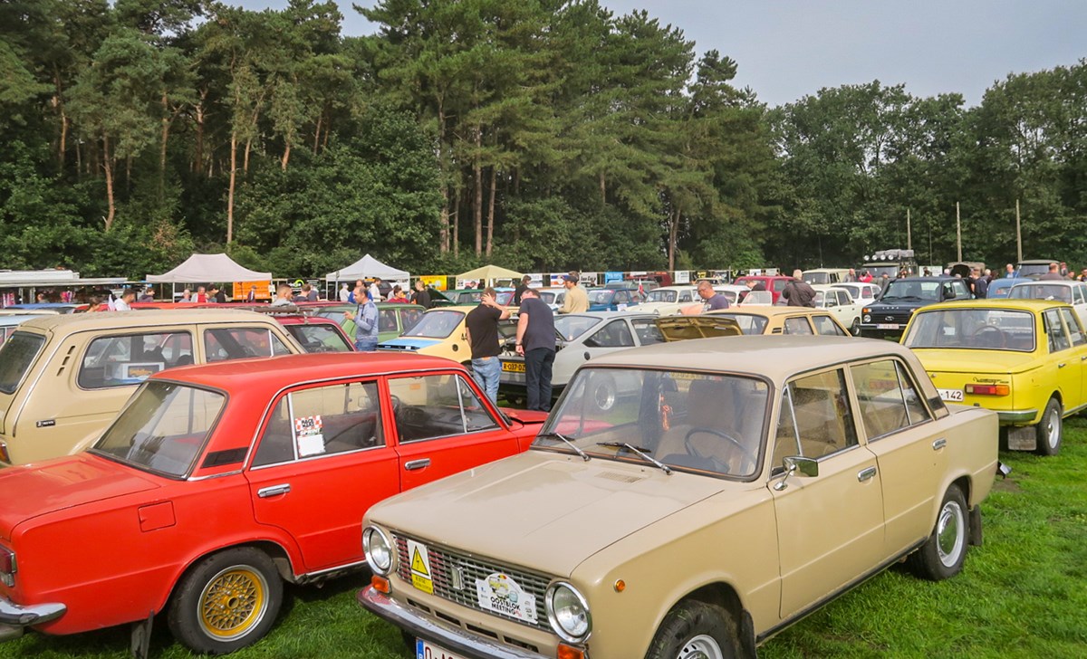Over 130 East-Bloc vehicles meet in Kasterlee (BE) | Classic Car Passion